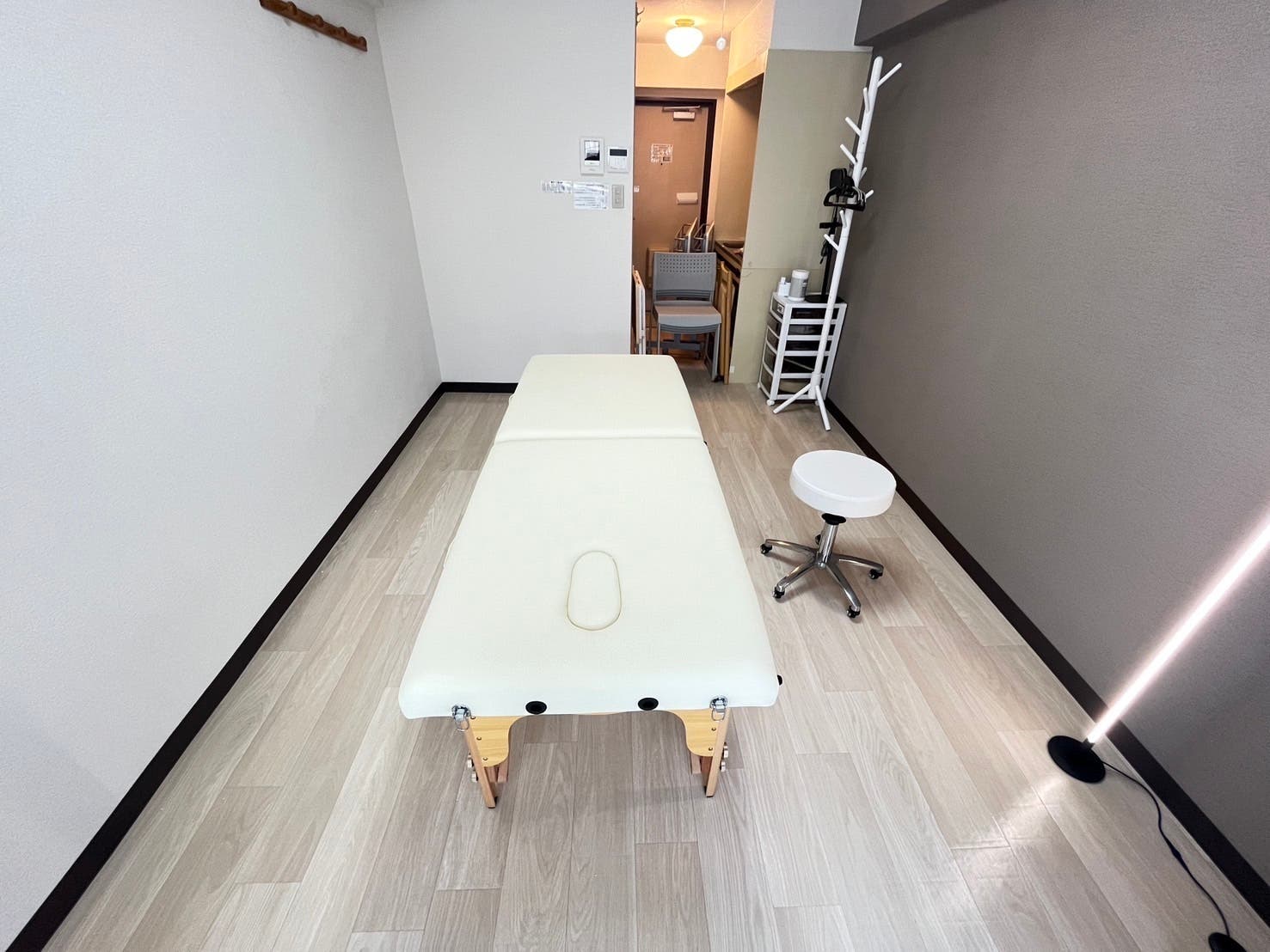 ＜さくらんぼスペース 岡山駅前＞【室内動画あり】⭐️ちょうどいい料金 ⭐️ 駅近・角部屋 ⭐️ﾌﾟﾗｲﾍﾞｰﾄ確保の写真6