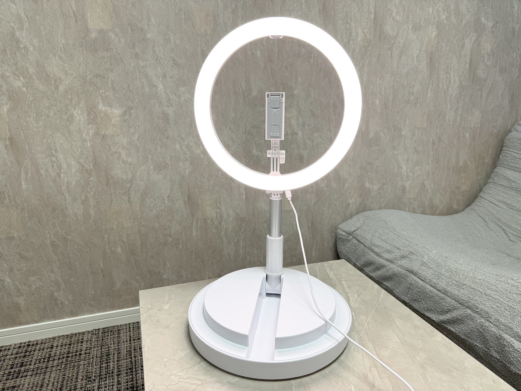 LEDリングライトの画像1