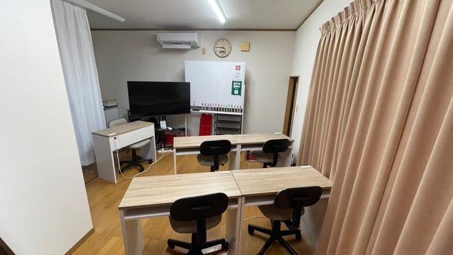 宇都宮で貸しスペースをお探しの方に重宝します。駐車場付きスタジオです。駅から徒歩4分なので公共交通機関でもご利用できます。の写真2