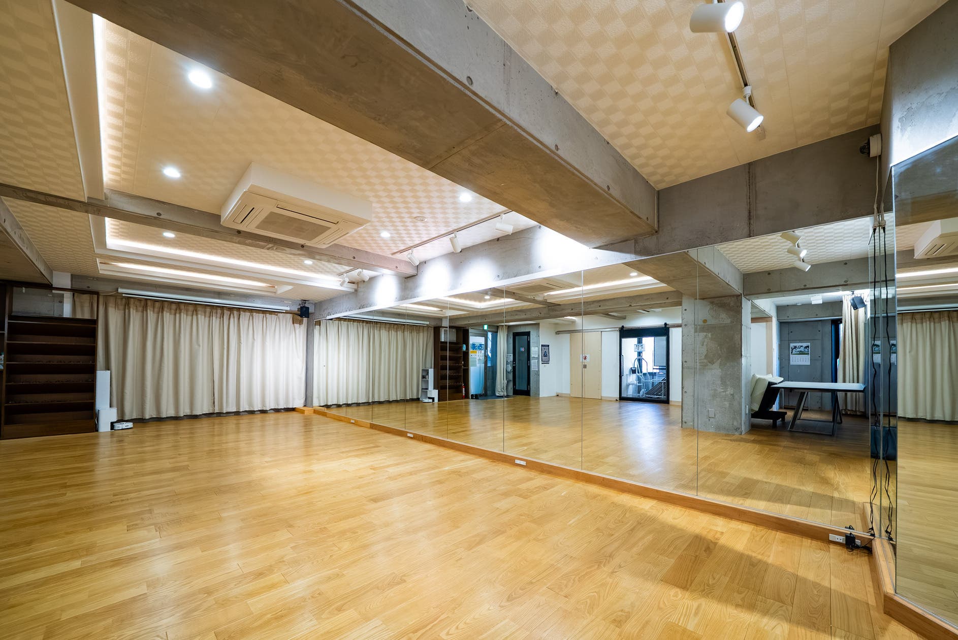 新宿駅西口6分！【柏木MURAスタジオ】（72㎡）ダンス・ヨガ・演劇様々な用途で利用可能の写真4
