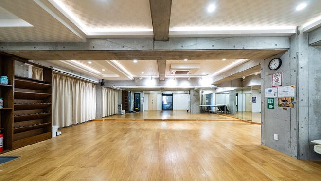 新宿駅西口6分!【柏木MURAスタジオ】(72㎡)ダンス・ヨガ・演劇様々な用途で利用可能の写真1