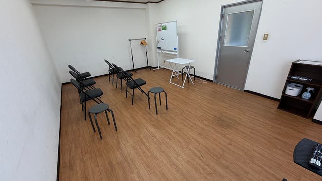 小倉駅バス15分🚌大きな窓の明るい貸会議室🪟撮影にも🎥ランドプレイス小倉④会議室の写真9