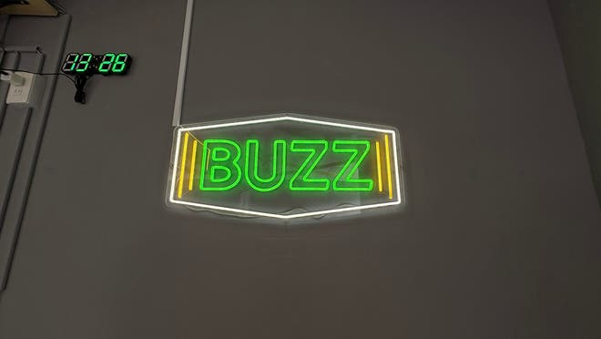 【BUZZ 名古屋本店】4stの写真4