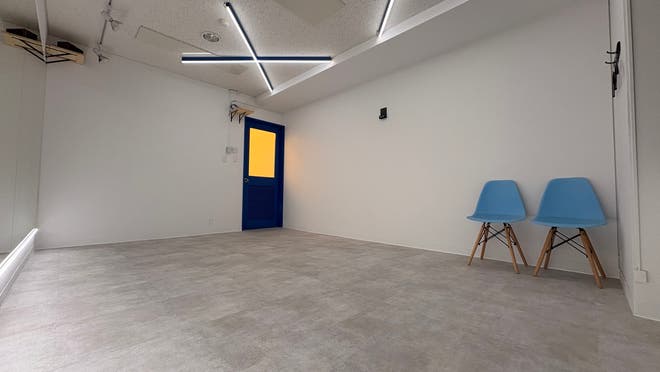 【BUZZ 名古屋本店】5stの写真2