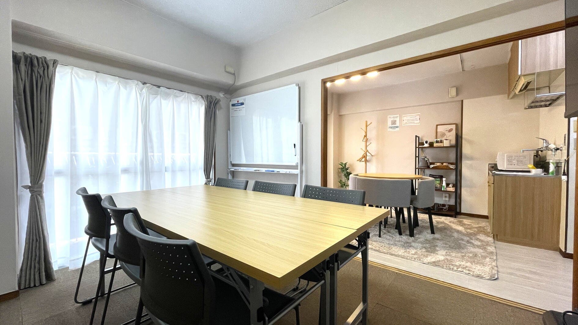【名古屋駅5分】完全個室｜会議室＋控室の2部屋｜面接・商談・研修｜Wi-Fi・モニター無料の写真1