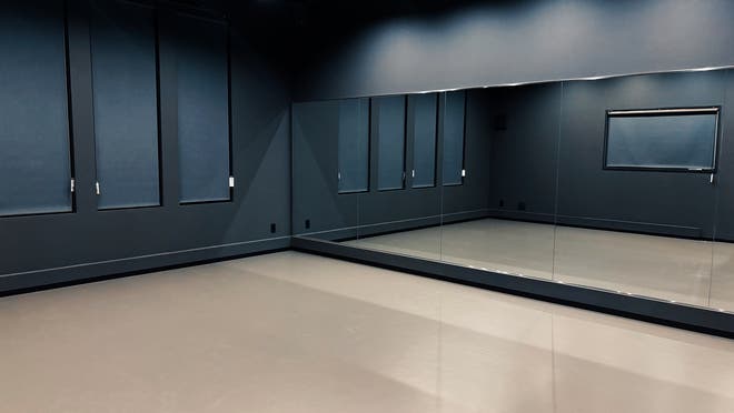 【🚗無料駐車場5台以上】インストラクター/ダンサー/イベントのためのレンタルスタジオ!! 🎉NEW OPEN🎉の写真1
