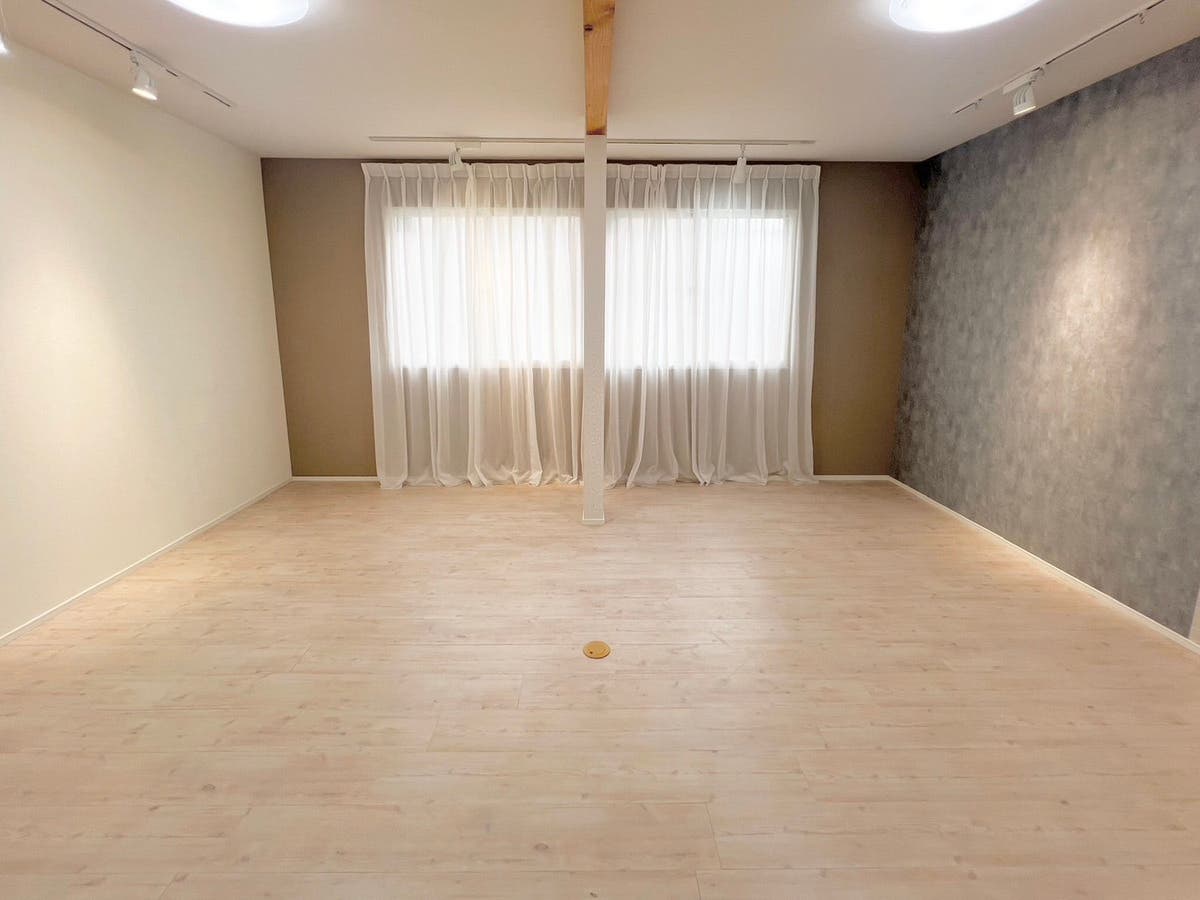 【JR塚口徒歩1分￤自然光がはいる部屋￤ナチュラルテイスト¦無料Wi-Fi￤プロジェクター￤】撮影会📸女子会やママ会もの写真1