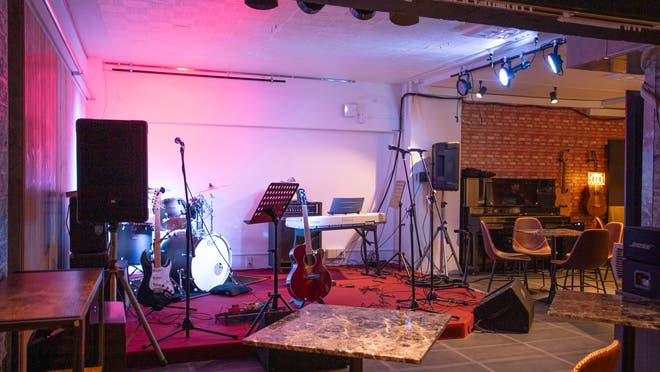 巣鴨駅から徒歩4分【ライブ・イベント歓迎】音楽ライブ・発表会・交流会・配信イベント対応|地下イベントスペースの写真2