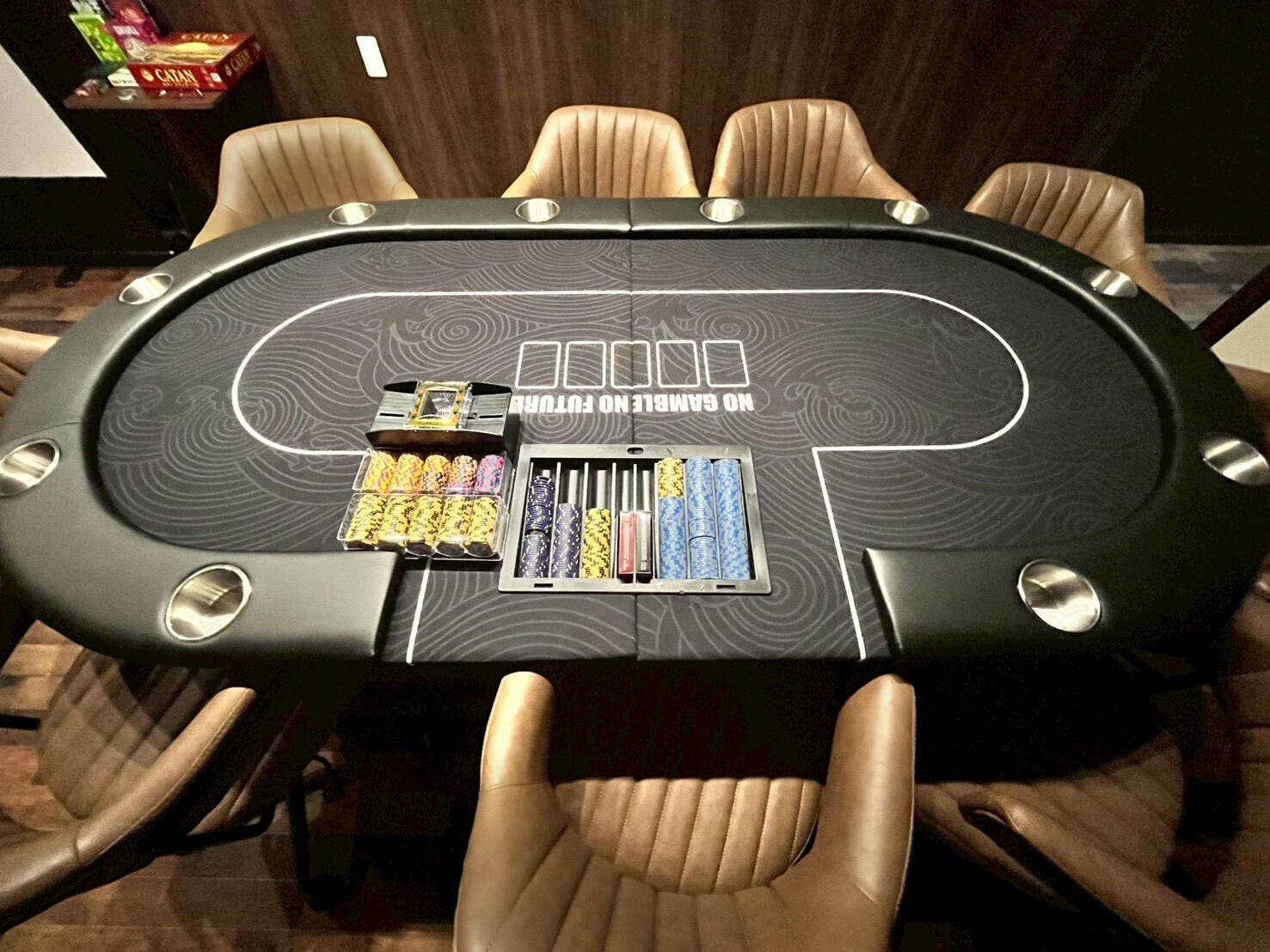 【FAMILYPOT 心斎橋アメ村店】心斎橋徒歩4分 ポーカー ボードゲームの写真3