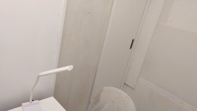 鍵付きの完全個室ネイルサロン!激安のワンコイン1時間500円!物価高に負けるもんか!新宿御苑前駅からまっすぐ一本道で徒歩5分!の写真4