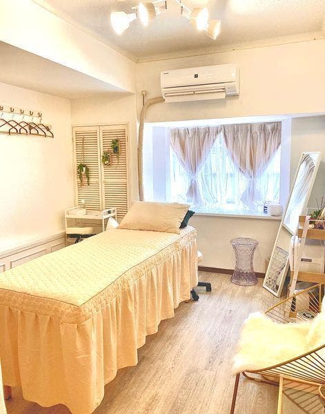 名古屋【金山駅徒歩2分】完全個室のプライベート空間🌿可愛い内装が女性に人気✨備品すべて無料の写真2