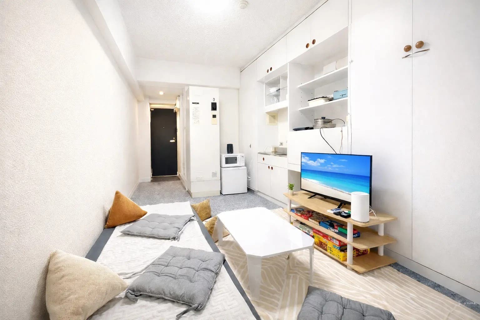 名古屋駅徒歩5分🚶ボードゲーム12種類⭐高速Wifi✨24時間365日利用OK🏪映画見放題📺BRUNO飲み会🍺の写真2