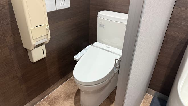【心斎橋駅5分/他3駅徒歩圏】55型モニター/白板/新型空調/光Wi-Fi/EV有/洋式トイレの写真5