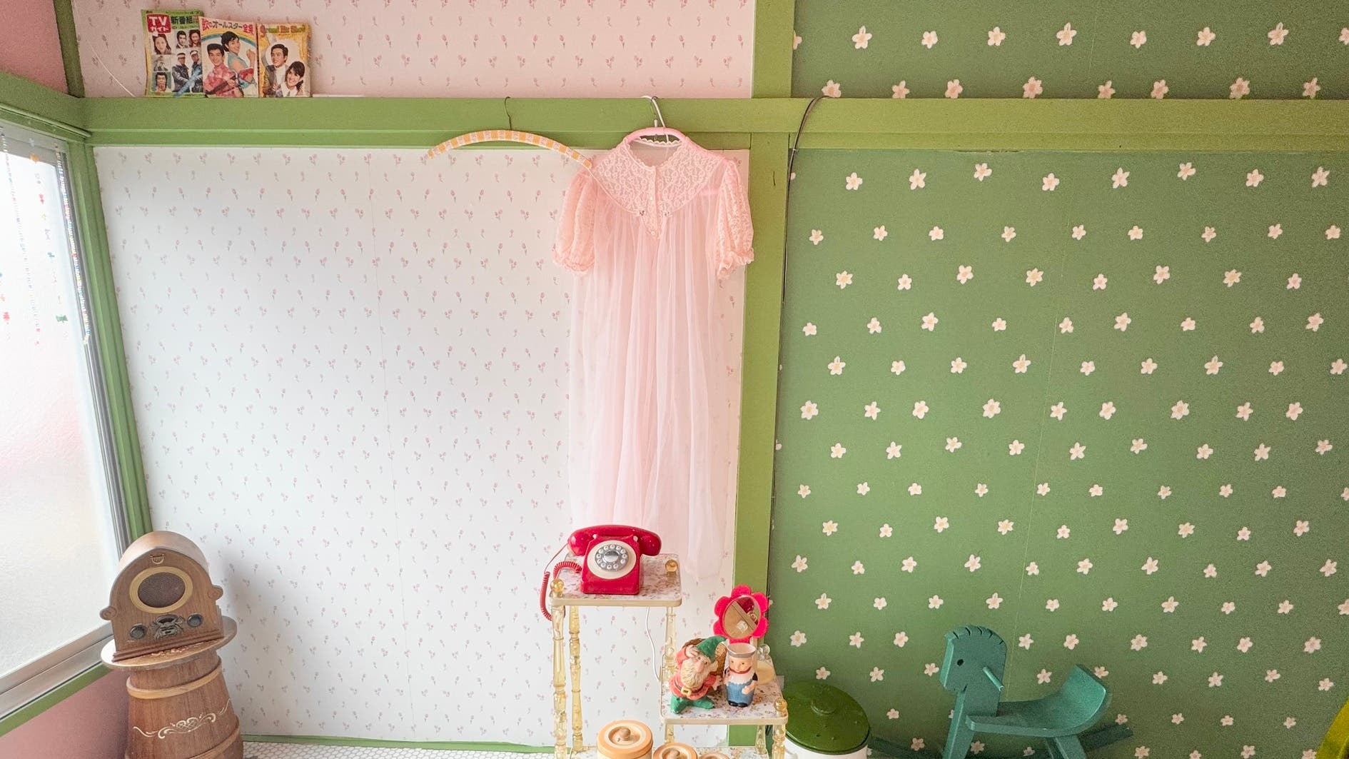 OPEN記念割🎊レトロポップでエモい貸切スタジオ🎀推し活・コスプレ撮影に！充実の可愛い撮影小物＆自然光◎女子会にも大活躍💖の写真5