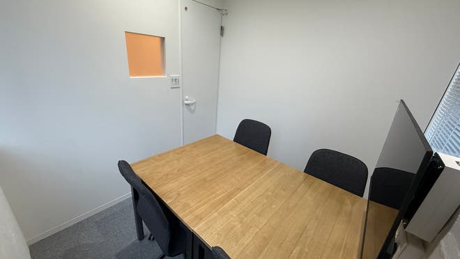 【名古屋駅西口徒歩1分】4名利用向け完全個室会議室の写真3
