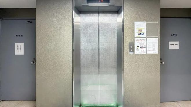 駅東口徒歩1分!614号室 最大8名までご利用可能。会議やミーティングにおすすめな貸会議室の写真14