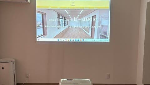 【NEW OPEN】 京都向日市で駐車場(無料)完備 綺麗で広々開放感 大型鏡6台完備 の写真7