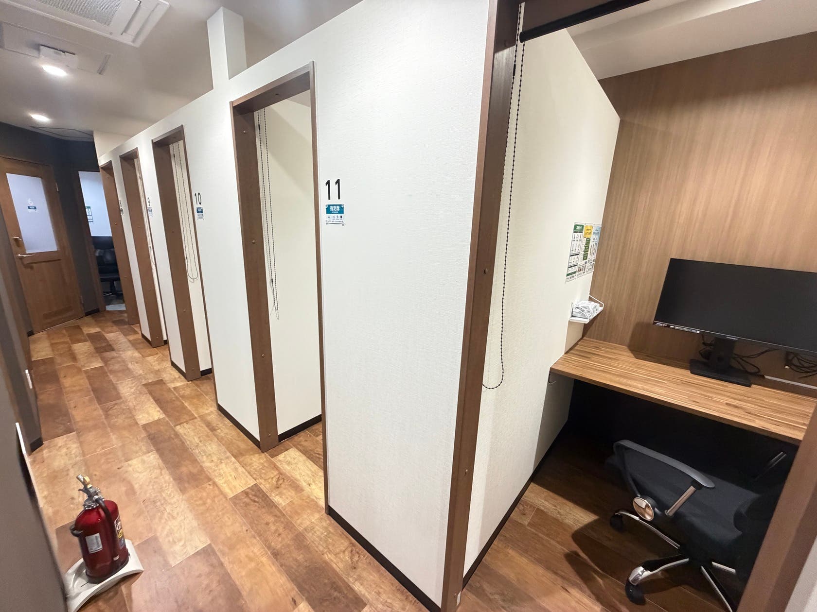 【巣鴨駅から徒歩1分】モニター・フリードリンク付き4名会議室（Room A）の写真9