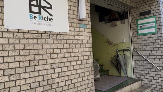 【スチール&ムービー同一料金✨】白を基調とした自然光がきれいなフォトスタジオの写真13