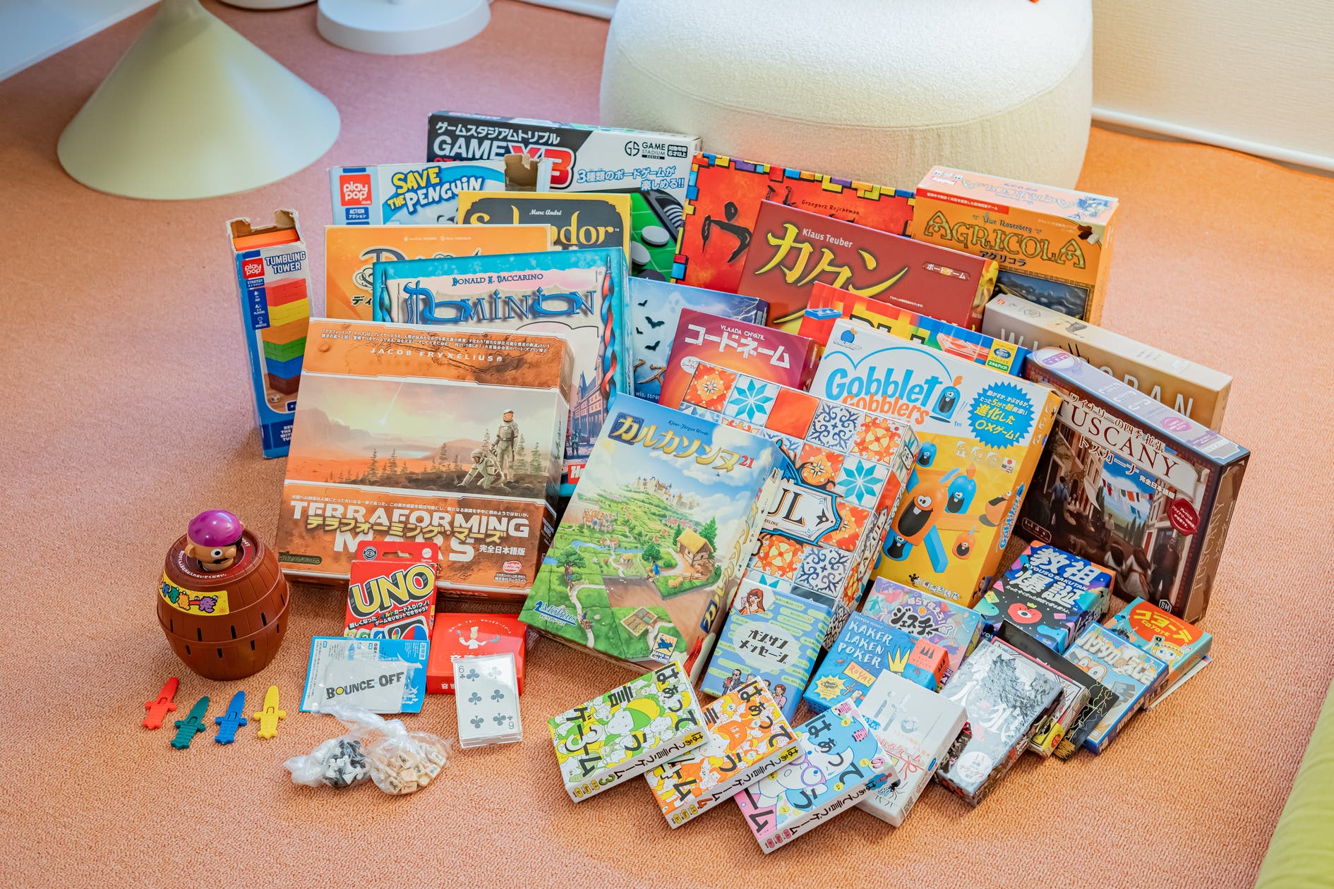 newオープン‼️天神南駅から徒歩4分🚶‍♀️24ｈ営業🚀レトロポップ🌈持込可🚀ＴＶゲーム＆ボードゲーム😊女子会🌺の写真6