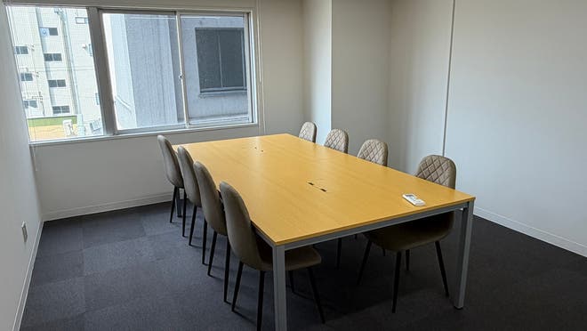 Wi-Fi完備!ラウンジも利用可能!農林会館4階にある貸し会議室です。(4階会議室8人まで)の写真1