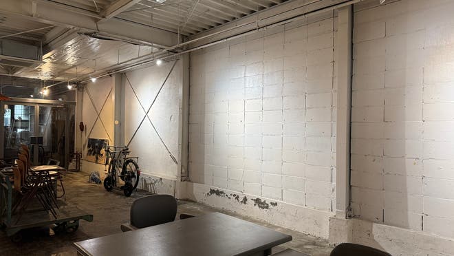 片原町商店街にある貸しスペースの写真3