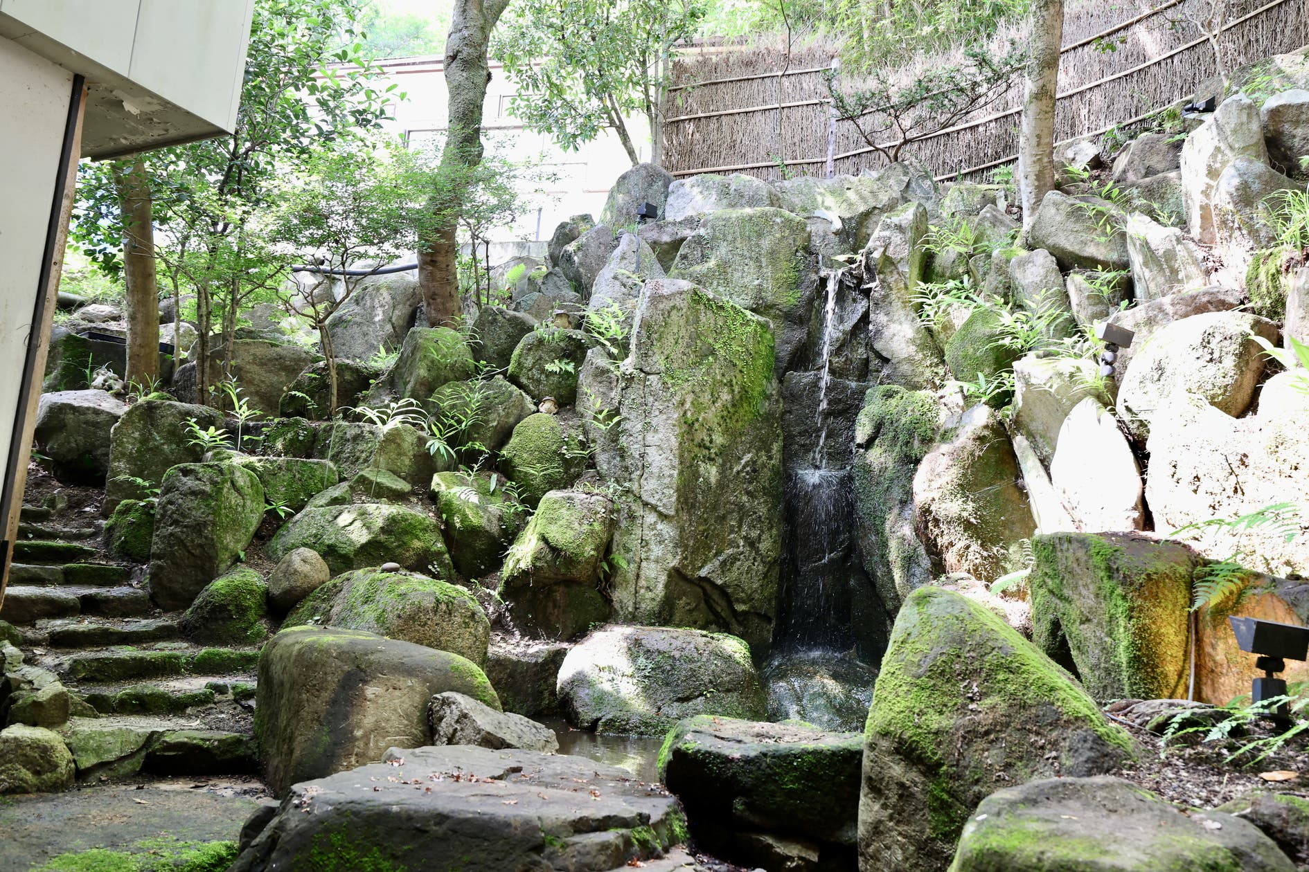 岩屋堂の自然に囲まれた旅館和室を貸切利用。多目的レンタルスペースの写真6