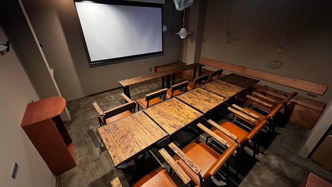 神田明神から徒歩1分 わきの路地にある、日中はカフェのしゃれた空間。の写真8