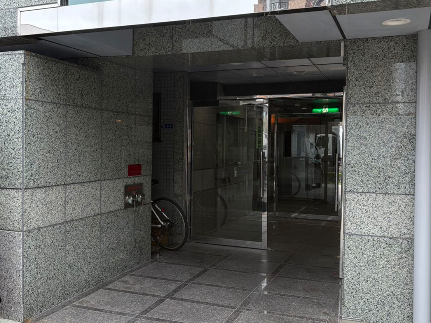 【柏駅3分】静かな完全個室｜Web会議・オンライン面接・商談に｜高速光回線・大型モニターの写真21