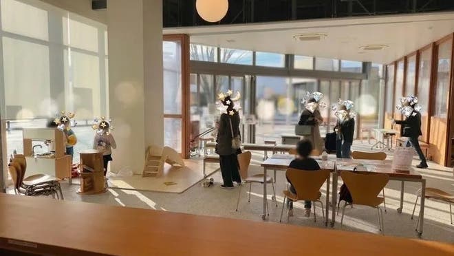 視認性抜群のガラス張りテラス!街の視線を集めるプロモーションスペースの写真7