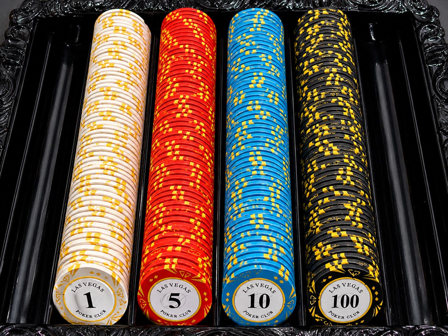 ♠️❤️【一棟貸切】お酒飲みながら大テーブルでゲーム(ポーカーセット＆シート)完備｜仲間だけで遊べる完全プライベート空間🃏の写真6