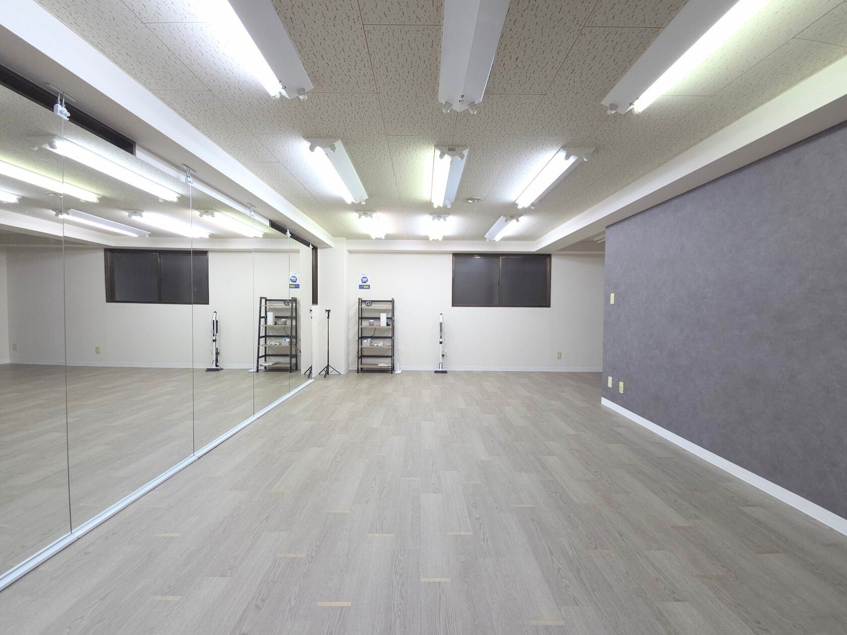 New Open⭐【板橋駅徒歩1分】大型鏡🪞┃Wi-Fi┃撮影・演技・各種レッスン┃マルエツ目の前🏪┃振動・ジャンプ不可の写真2
