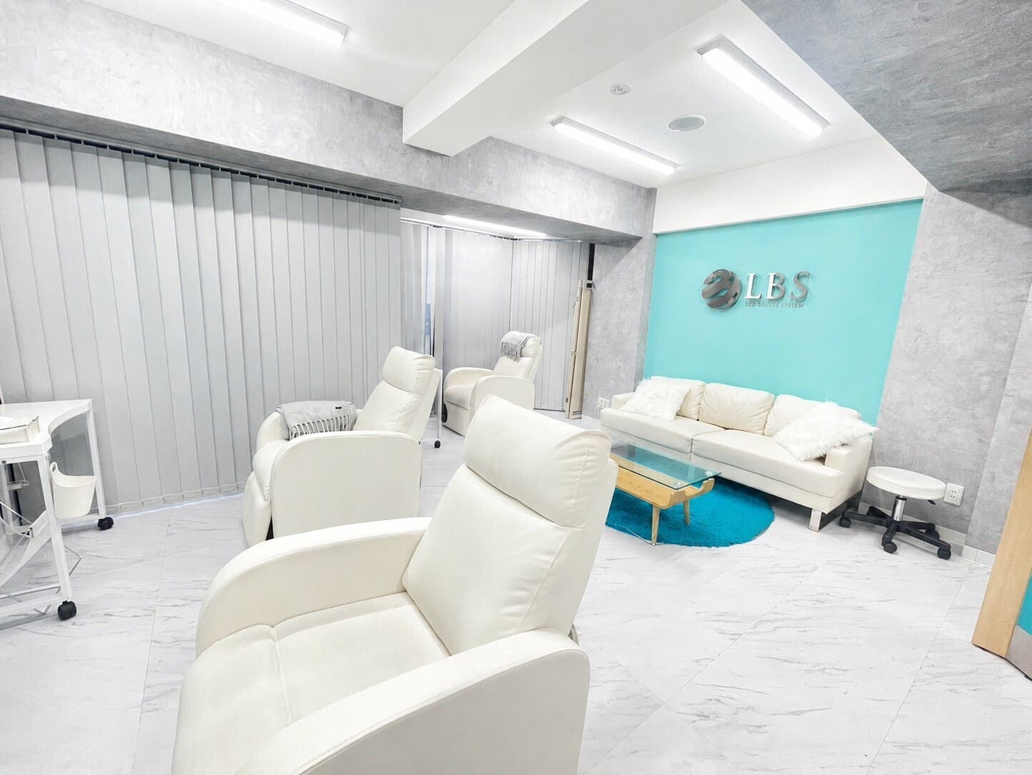 【錦糸町駅 徒歩4分】エステ・美容講習💆‍♀️リクライニングチェア💺カウンセリング・セミナー✨マッサージ🪞メイクレッスン✨の写真4