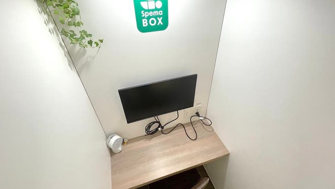 <SpemaBOX_キャナルシティ・ビジネスセンタービルNo.1>1人用個室🚪Wi-Fi📶電源🔌モニター🖥️テレワークの写真3
