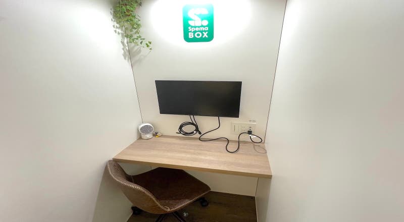 ＜SpemaBOX_キャナルシティ・ビジネスセンタービルNo.1＞1人用個室🚪Wi-Fi📶電源🔌モニター🖥️テレワーク