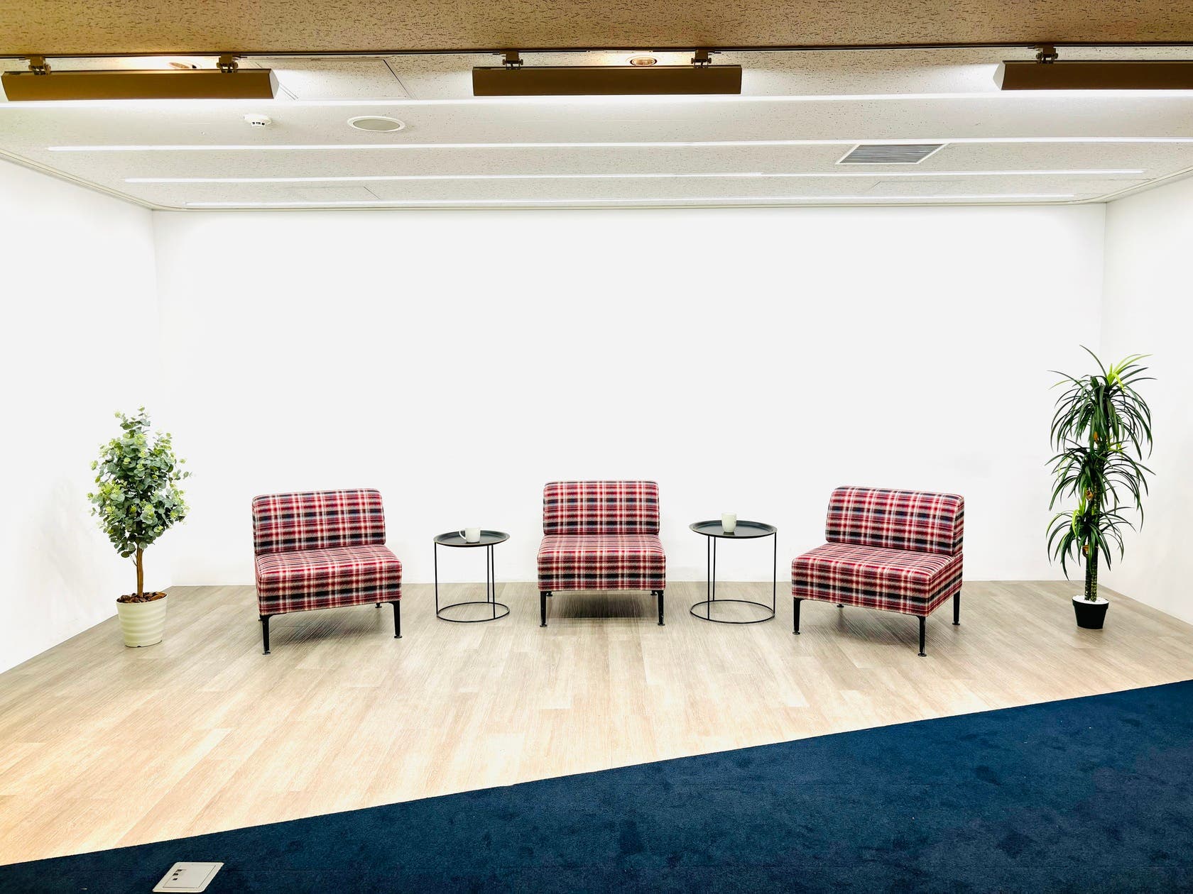 駅徒歩1分！配信や番組収録、インタビュー動画や対談撮影など様々な用途でご利用いただけます！グリーンバック合成も可能！の写真2