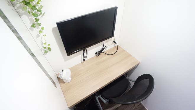 <ワークブース調布駅前No.1>1人用個室🚪Wi-Fi📶電源🔌モニター🖥️テレワーク/オンライン会議/作業の写真4