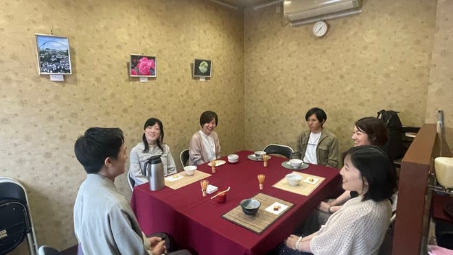 神田駅すぐ!1950年創業の歴史ある純喫茶の2階を貸切。会議や個展、お茶会などにの写真4