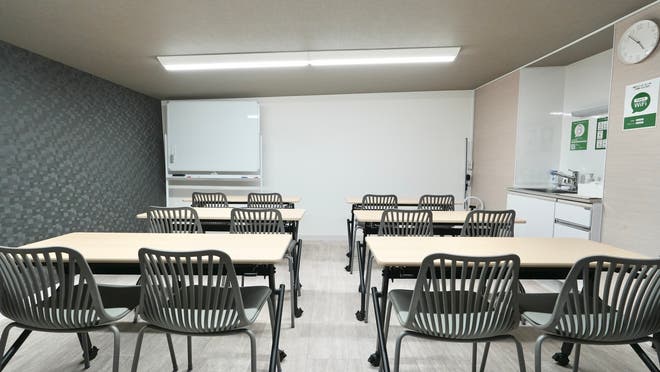 ★NEWOPEN★格安!会議室・パーティー・映画・ボドゲ・撮影等|少人数〜最大15名|高速WiFi|高性能プロジェクター|飲食可の写真4