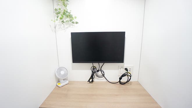 <BIZ DESK 新横浜No.1>1人用個室🚪ナノイー発生機✨Wi-Fi📶電源🔌モニター🖥️テレワーク/Web会議の写真2