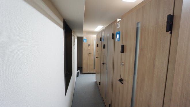 <BIZ DESK 新横浜No.1>1人用個室🚪ナノイー発生機✨Wi-Fi📶電源🔌モニター🖥️テレワーク/Web会議の写真6