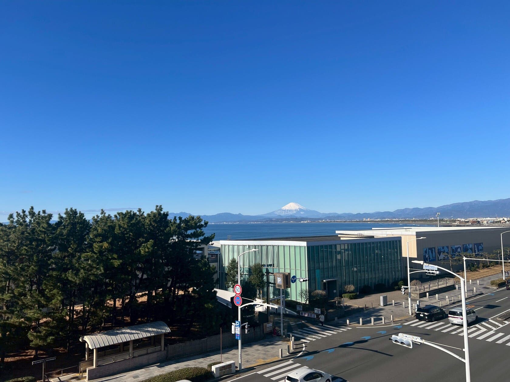 海まで徒歩2分。片瀬江ノ島駅から徒歩５分。衣装撮影やテレビ番組・ウエディング等様々な撮影に使用できます。の写真9