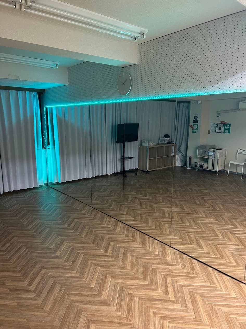 🌟いつでもお得に使える価格🌟【横浜エリア|天王町駅6分】ダンス・ヨガ・楽器演奏等におすすめ👍37㎡広々空間♪大型鏡設置の写真4