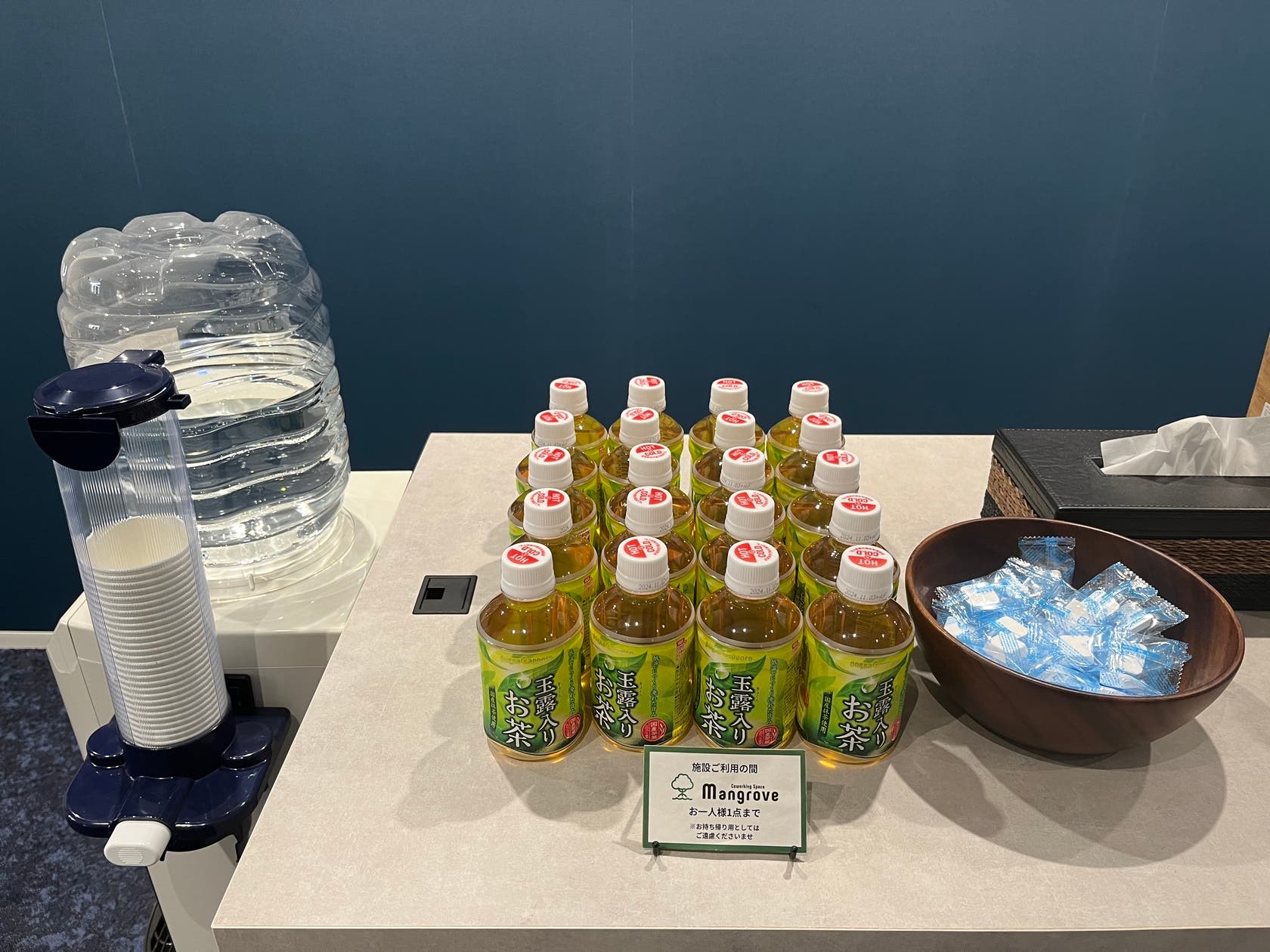 【那覇市/旭橋駅徒歩2分】1名用半個室_Booth03／電源・Wi-Fi・web会議OK(イヤホン着用)の写真6