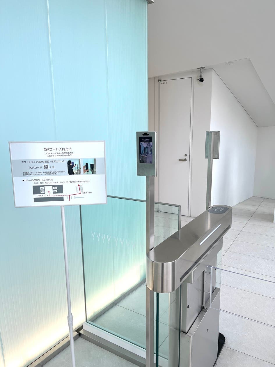 【那覇市/旭橋駅徒歩2分】1名用半個室_Booth03／電源・Wi-Fi・web会議OK(イヤホン着用)の写真14