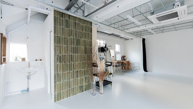 ✨NEW OPEN✨ 白空間と無骨なモルタル空間が共存する、倉庫リノベ撮影スタジオ|東陽町徒歩7分の写真3