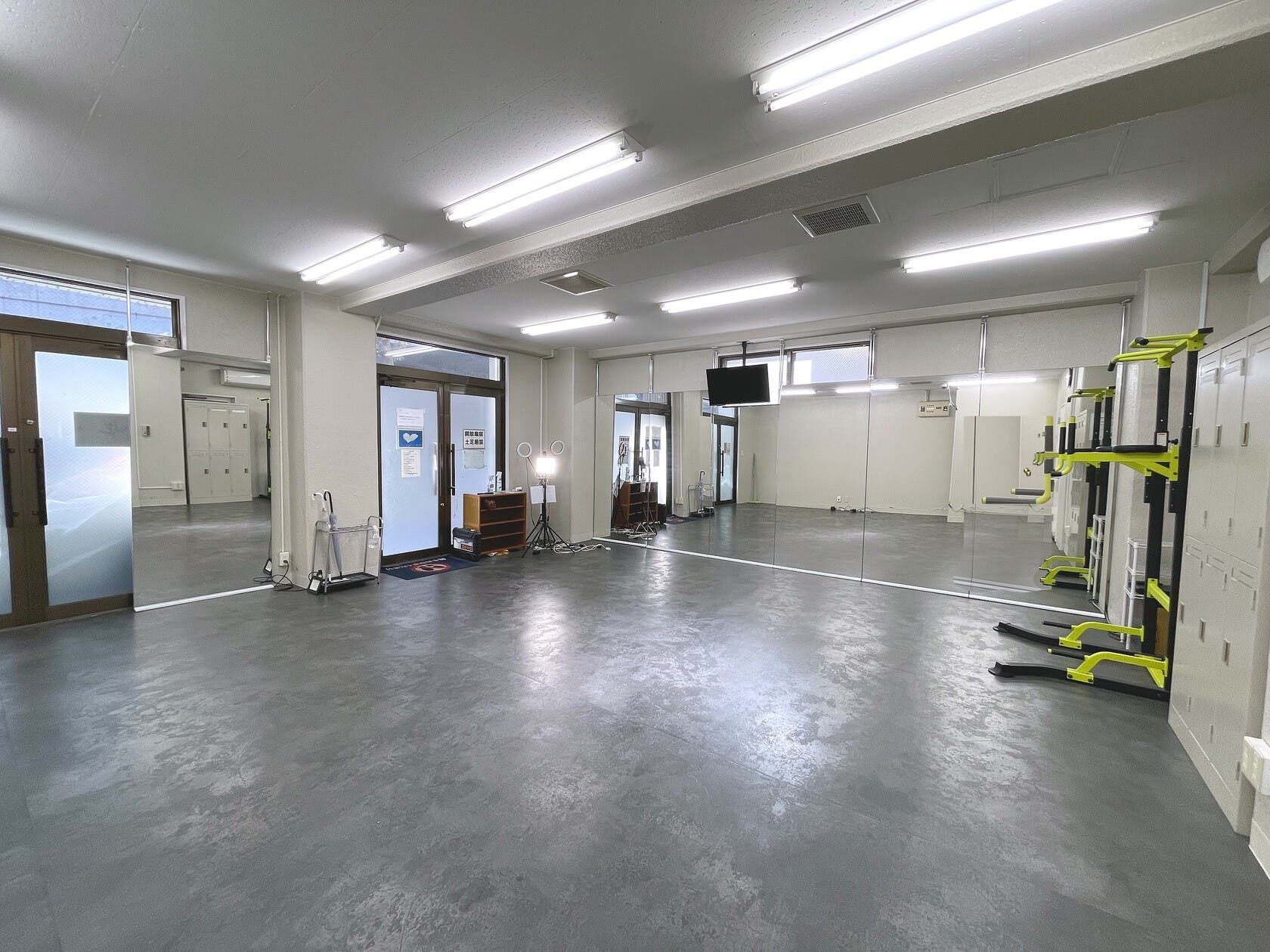 駅ちか(小倉駅徒歩6分)ダンス特化のレンタルスタジオ☆ダンスやヨガ教室に最適です☆24時間営業♪の写真1