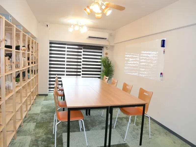 【高田馬場駅徒歩2分🚶！定員8名✨】ふれあい貸し会議室 高田馬場H（旧 ワークス研究所＠高田馬場Lounge）の写真2