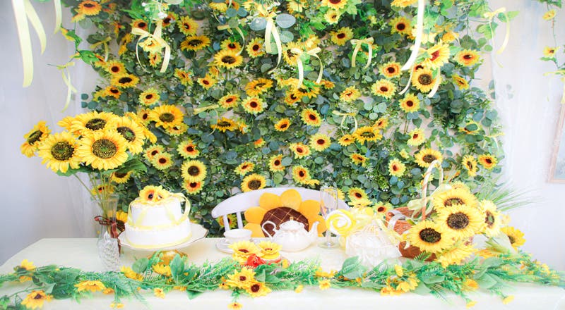 要町駅徒歩4分の可愛いレンタルスペース♡黄色のひまわりのお部屋🌻ポートレート撮影🤍コスプレ🤍推し活🤍女子会