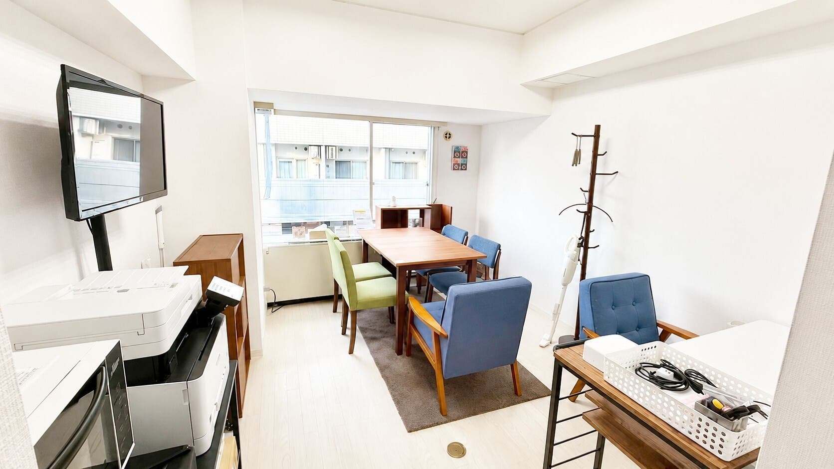 【渋谷駅 徒歩5分】駅近の貸会議室✨WIFI📶モニター有・WEB会議🍃面接・面談💻MTG・打ち合わせ🌟作業・勉強会◎の写真1